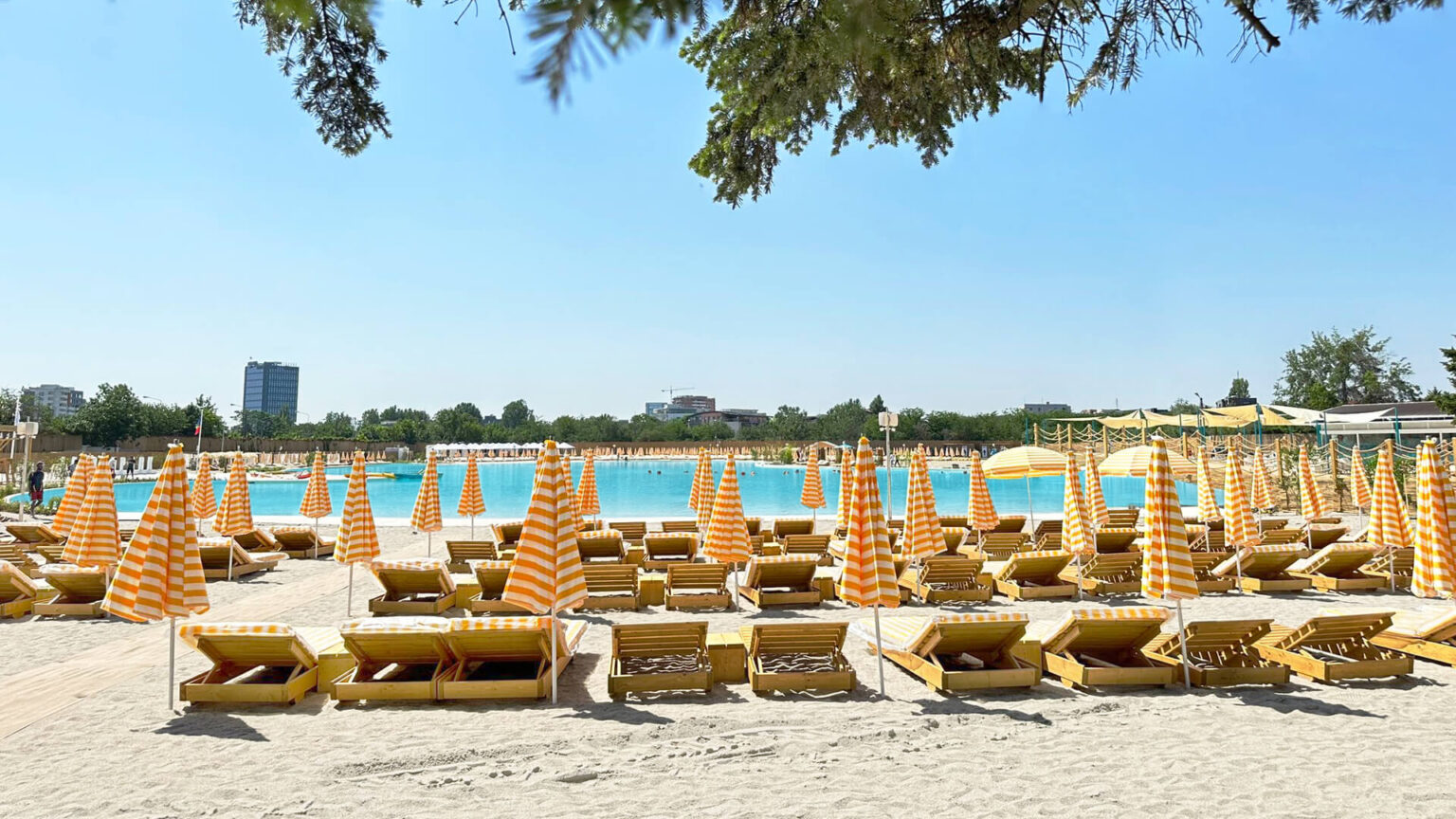 Discover a Tropical Oasis in Denver: Crystal Lagoons - Crystal Lagoons