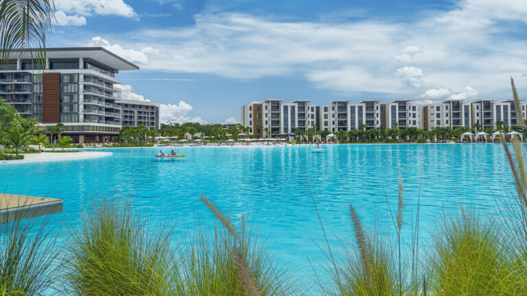 Crystal Lagoons is revolutionizing luxury hospitality